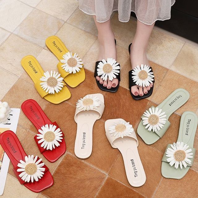 Flower Applique Slide Sandals – SpreePicky