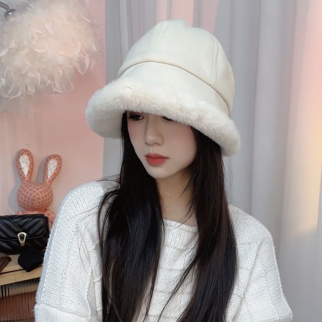 Lettering Applique Chenille Bucket Hat – SpreePicky